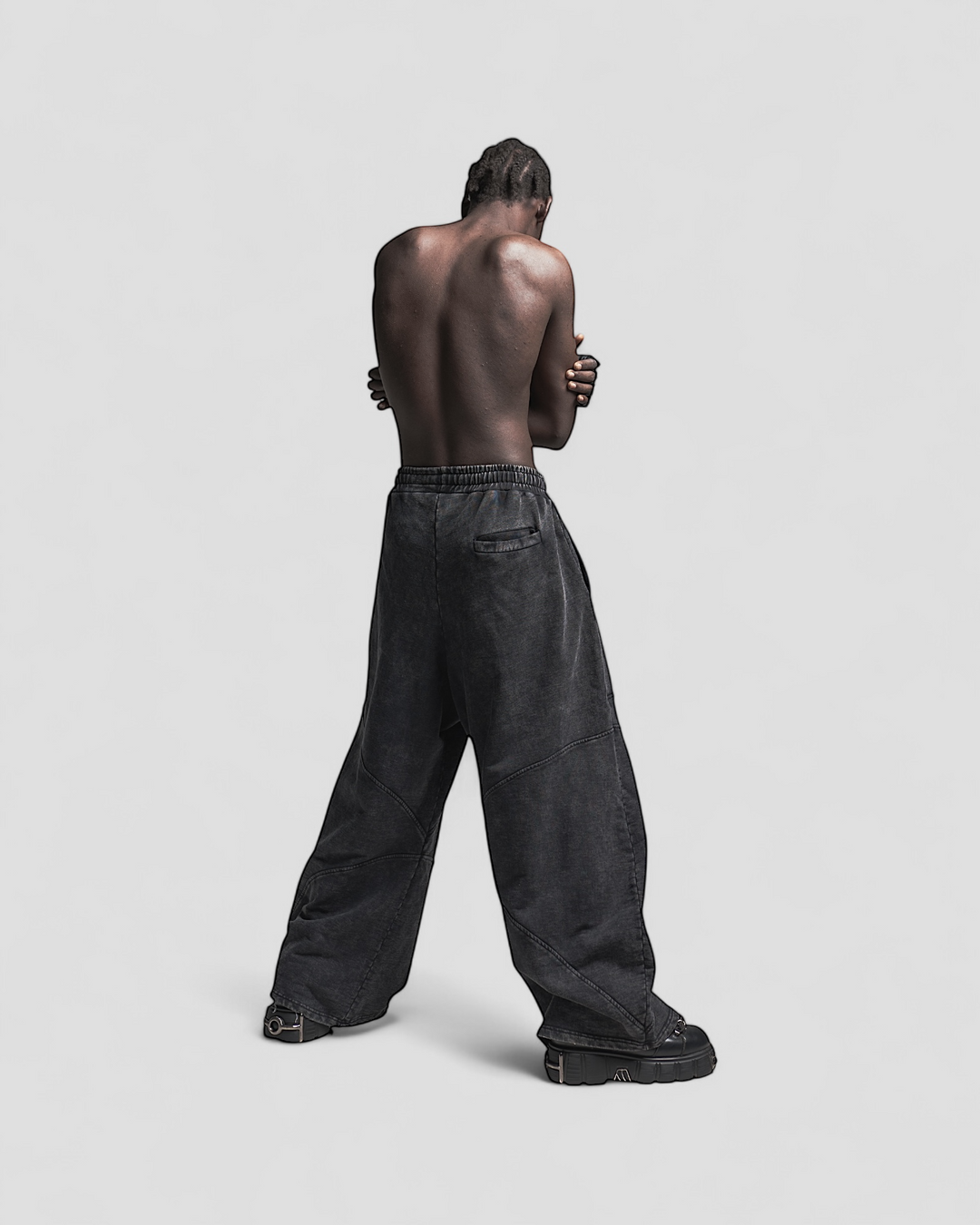 DEMENTE STONE WASHED SWEATPANTS – SN2 STUDIOS