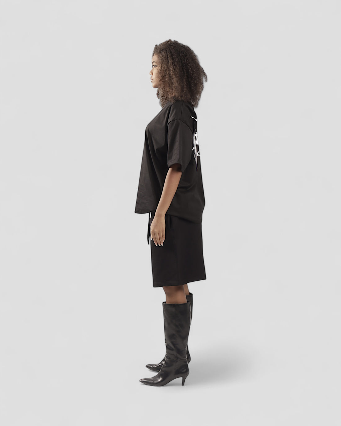 INTERLUDE BLACK BOXY TEE – SN2 STUDIOS